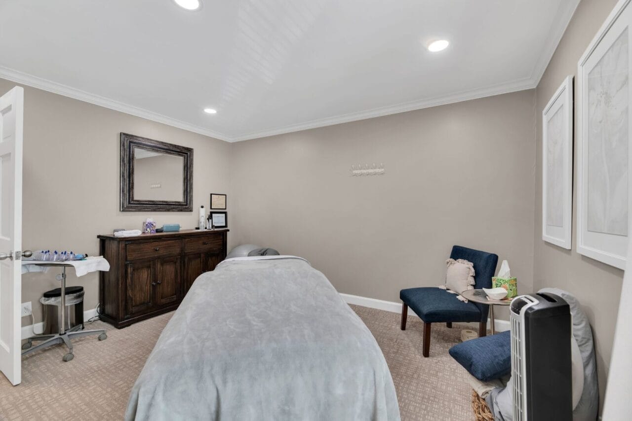 Brentwood Medical Spa & Skin Care Treatment - Skin Essentials | Nashville