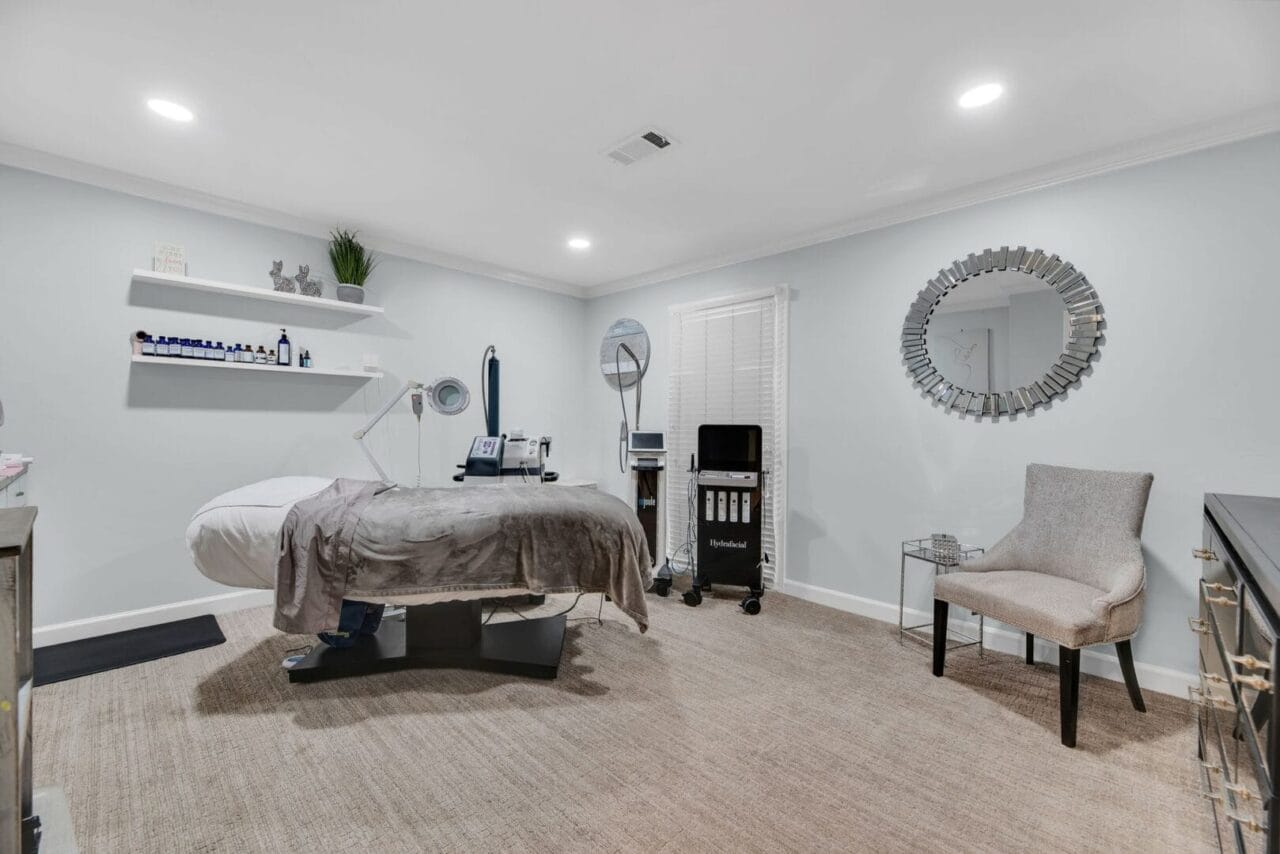 Brentwood Medical Spa & Skin Care Treatment - Skin Essentials | Nashville