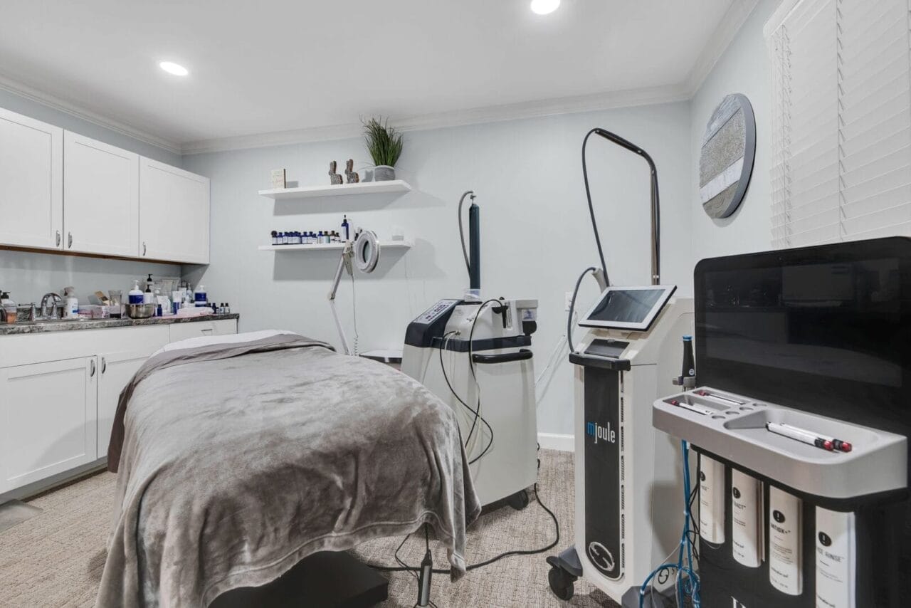 Brentwood Medical Spa & Skin Care Treatment - Skin Essentials | Nashville